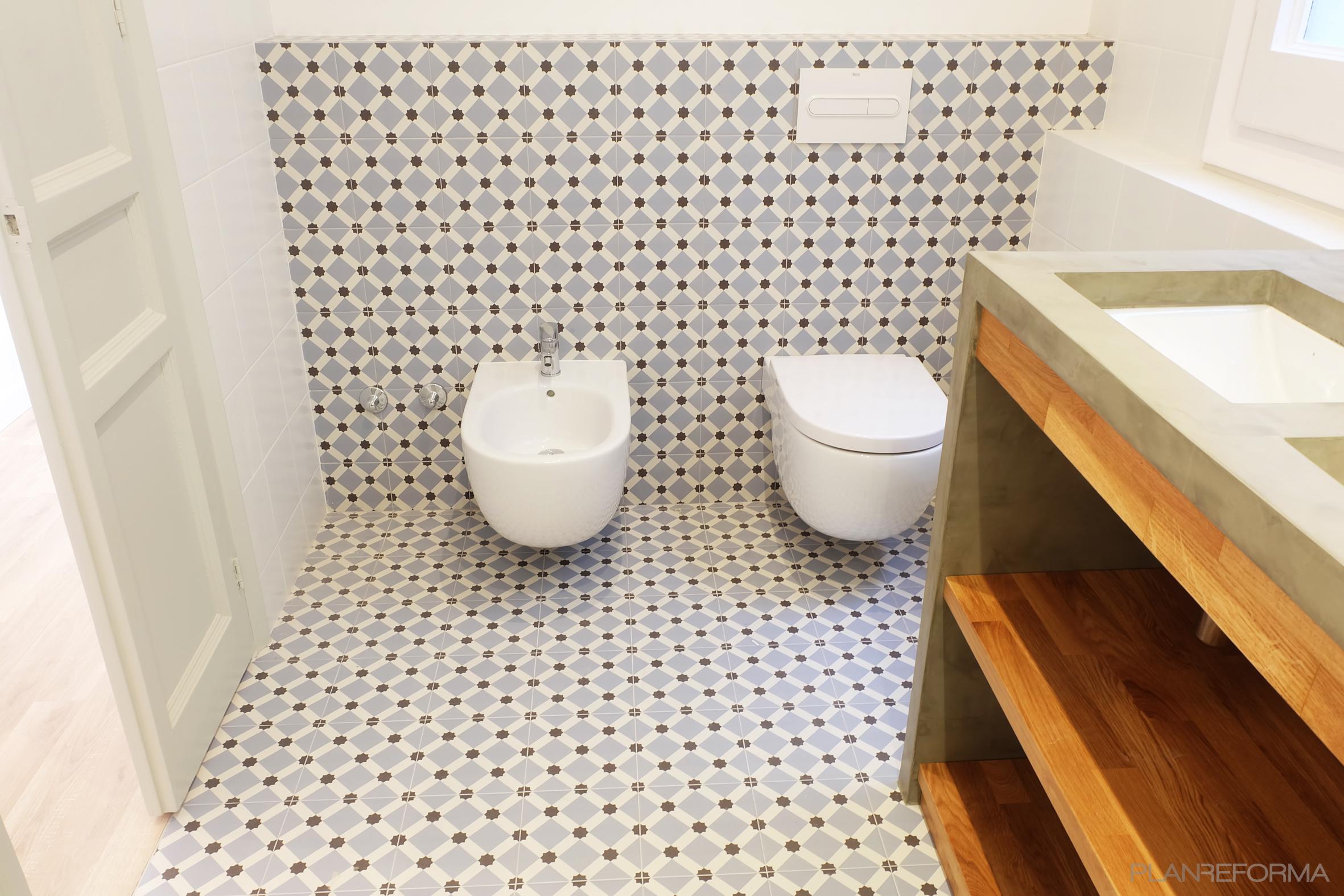 Baño Estilo mediterraneo Color azul cielo