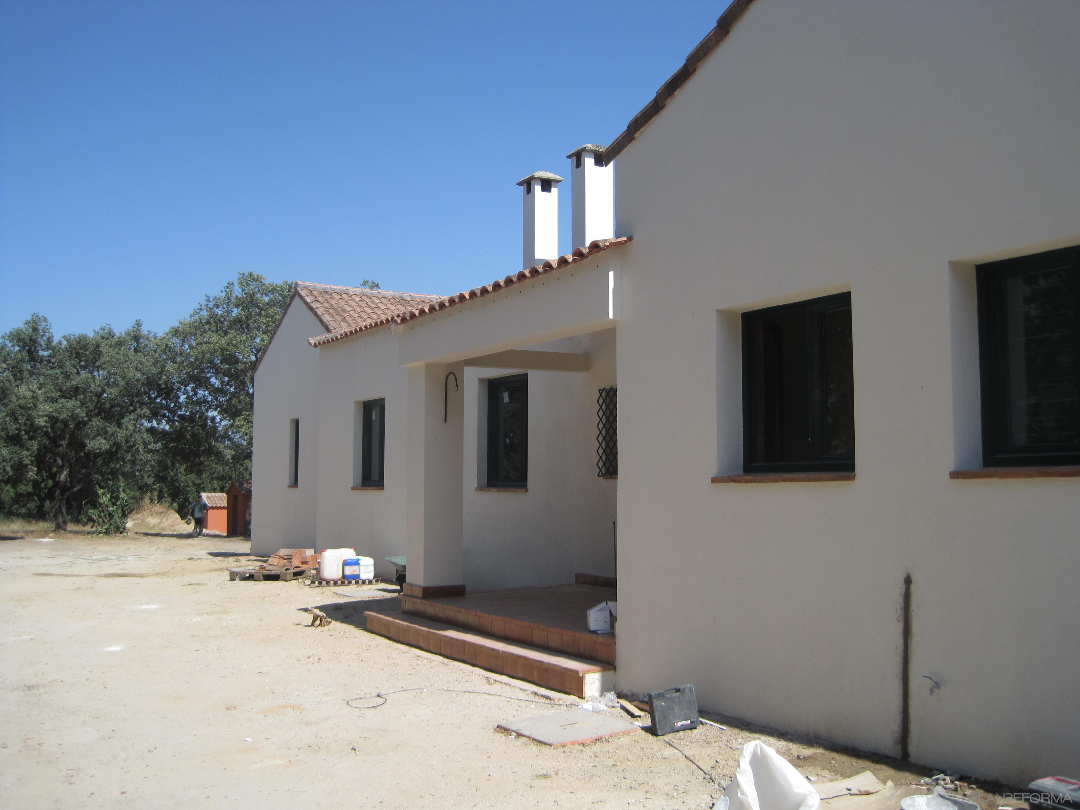 Exterior Estilo rustico Color amarillo