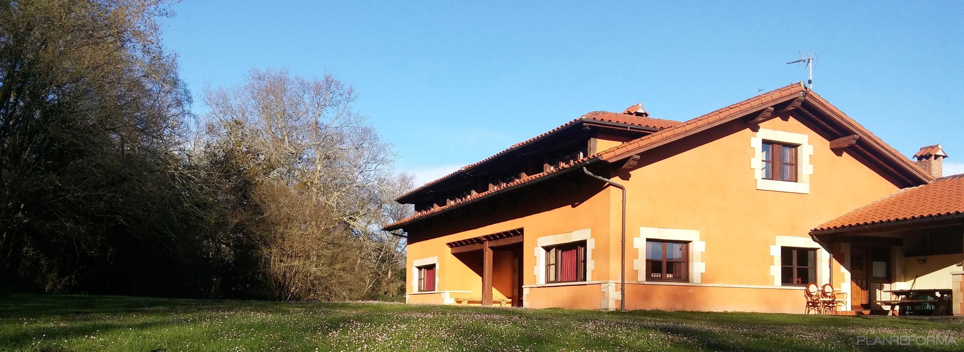 Porche, Exterior Estilo rustico Color ocre