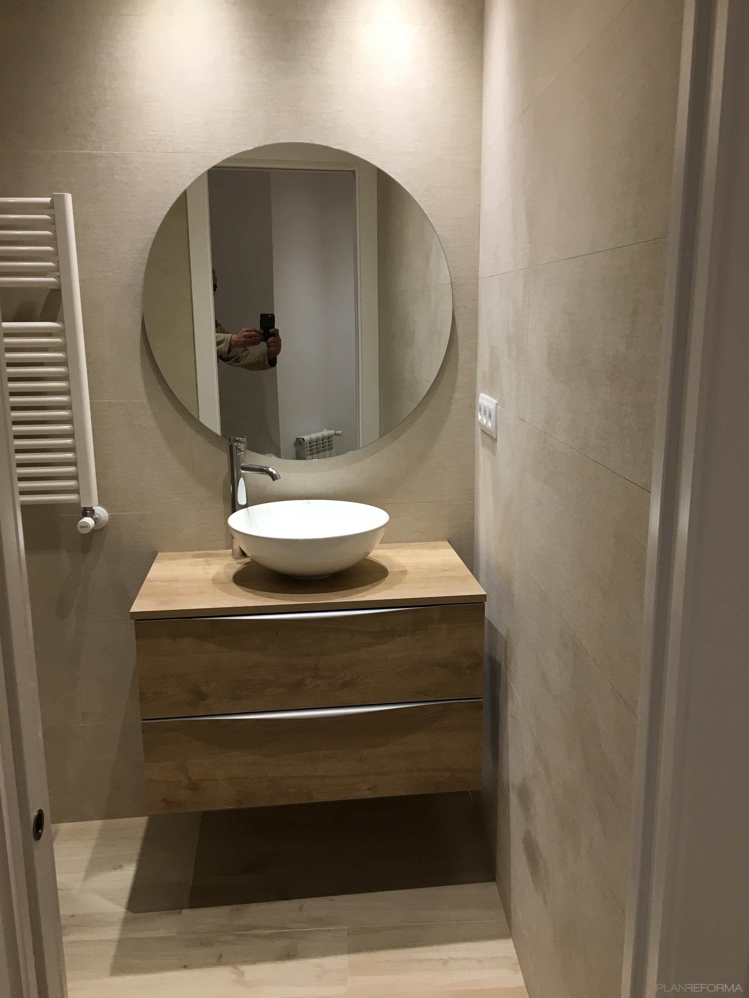 diseñado por Reyser Proyectos Integrales, S.L. | Reformista, constructor